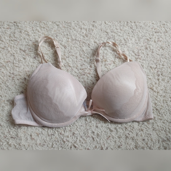 vassarette | Intimates & Sleepwear | 425 Vassarette Bra | Poshmark